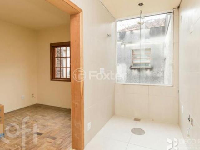 Apartamento, 1 dormitórios, 39.6 m², em Partenon