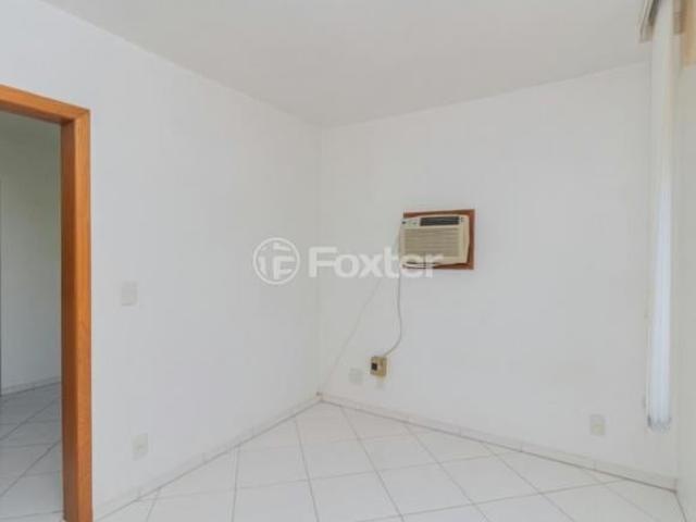 Apartamento, 1 dormitórios, 39.76 m², em Passo da Areia