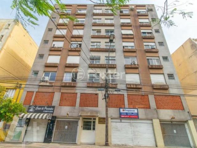 Apartamento, 1 dormitórios, 39.87 m², em Centro Histórico