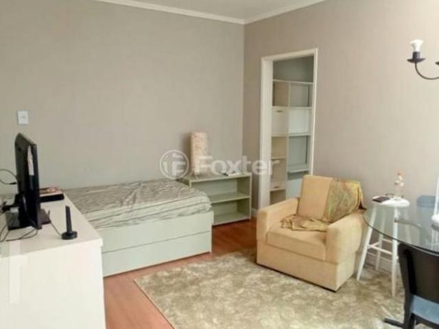 Apartamento, 1 dormitórios, 39.81 m², em Petrópolis