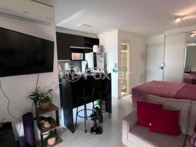 Apartamento, 1 dormitórios, 30 m², em Cidade Monções