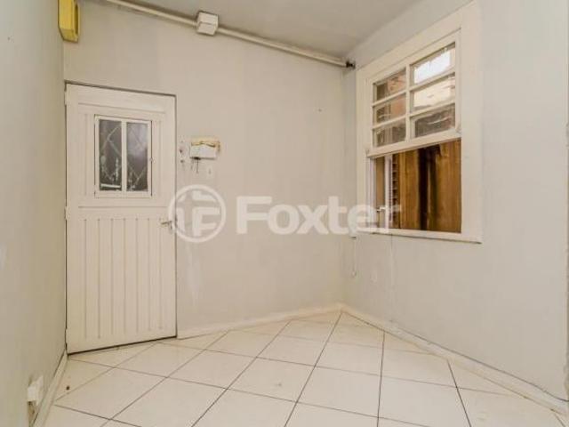Apartamento, 1 dormitórios, 30.38 m², em Centro Histórico