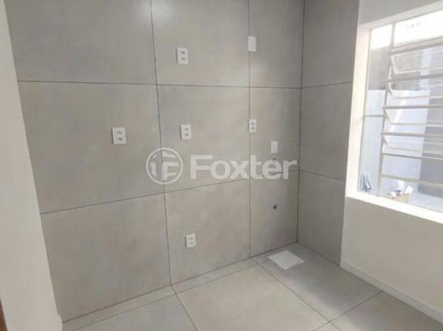 Apartamento, 1 dormitórios, 30.6 m², em Menino Deus