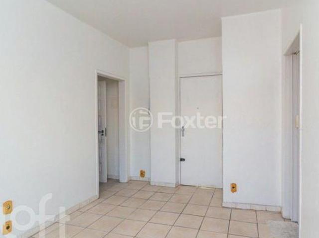 Apartamento, 1 dormitórios, 30.6 m², em Santo Antônio