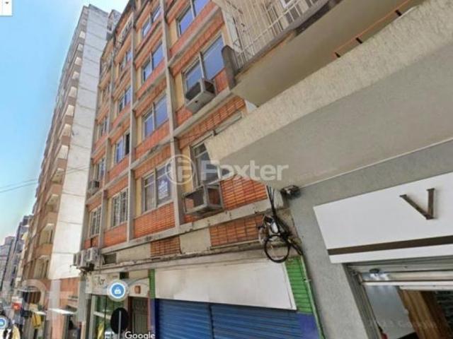 Apartamento, 1 dormitórios, 31 m², em Centro Histórico