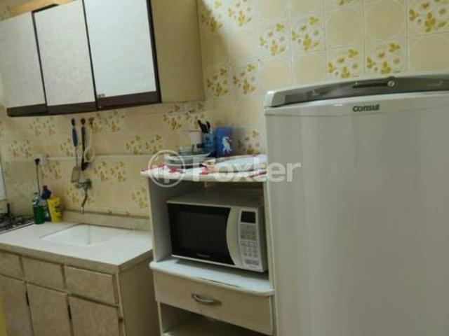 Apartamento, 1 dormitórios, 31.03 m², em Centro