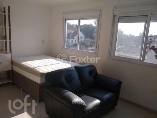 Apartamento, 1 dormitórios, 31.21 m², em Azenha