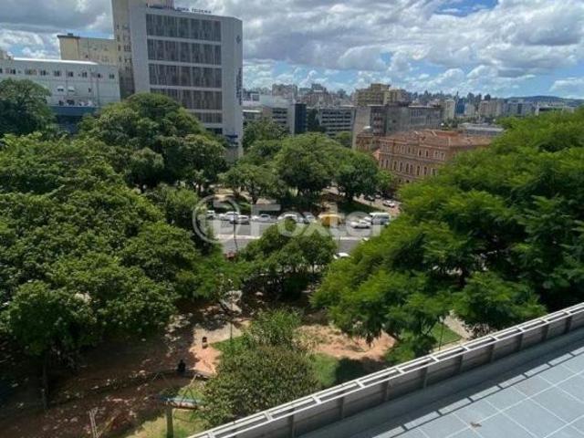 Apartamento, 1 dormitórios, 31.2 m², em Centro Histórico