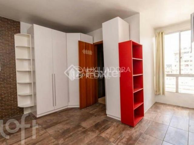 Apartamento, 1 dormitórios, 31.54 m², em Centro Histórico