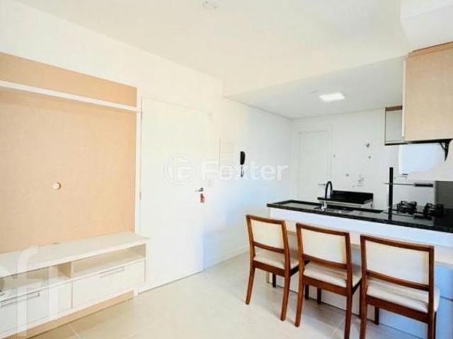 Apartamento, 1 dormitórios, 31.64 m², em Centro Histórico