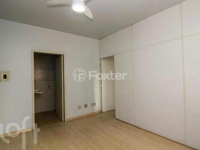 Apartamento, 1 dormitórios, 32 m², em Centro Histórico