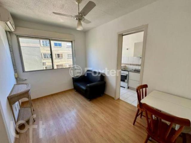 Apartamento, 1 dormitórios, 32.29 m², em Santo Antônio
