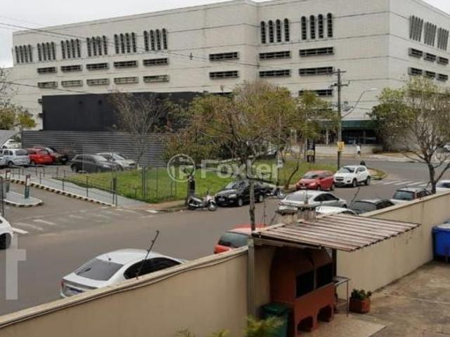Apartamento, 1 dormitórios, 32.29 m², em Vila Ipiranga