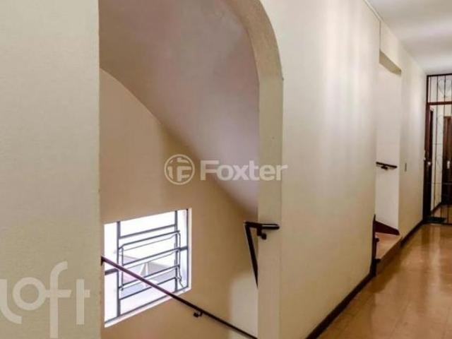 Apartamento, 1 dormitórios, 32.35 m², em Menino Deus