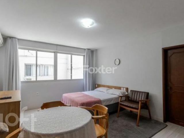 Apartamento, 1 dormitórios, 32.52 m², em Centro Histórico