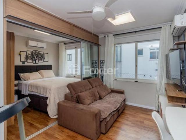 Apartamento, 1 dormitórios, 32.9 m², em Mont Serrat