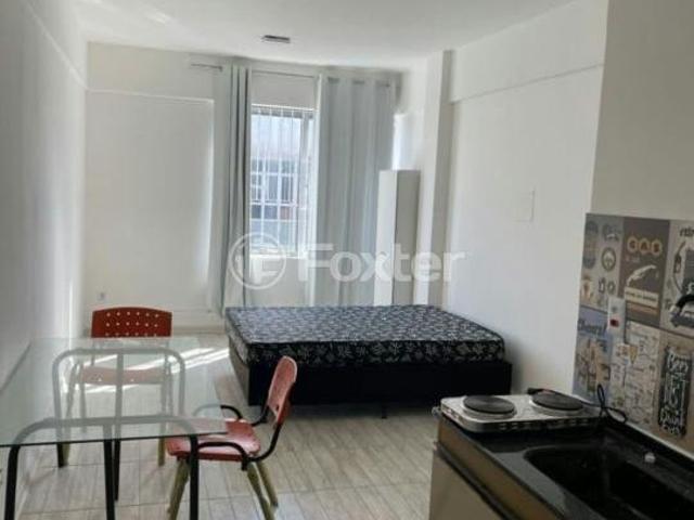 Apartamento, 1 dormitórios, 33 m², em Menino Deus