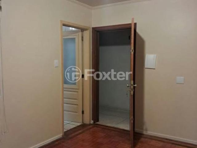 Apartamento, 1 dormitórios, 33.04 m², em Centro Histórico