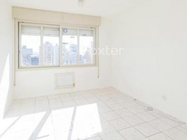 Apartamento, 1 dormitórios, 33.22 m², em Centro Histórico