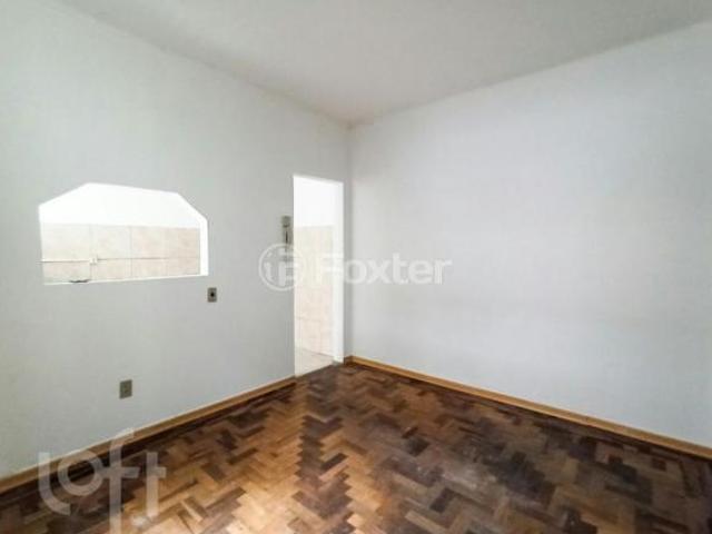 Apartamento, 1 dormitórios, 33.68 m², em Centro Histórico