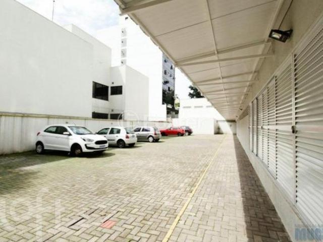 Apartamento, 1 dormitórios, 44 m², em Centro