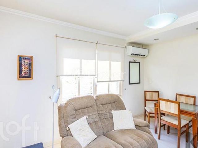 Apartamento, 1 dormitórios, 44 m², em Floresta