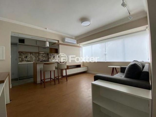 Apartamento, 1 dormitórios, 44.78 m², em Menino Deus