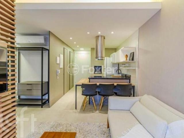 Apartamento, 1 dormitórios, 44.8 m², em Azenha