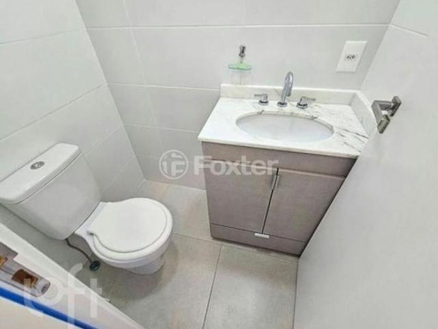 Apartamento, 1 dormitórios, 44.8 m², em Azenha