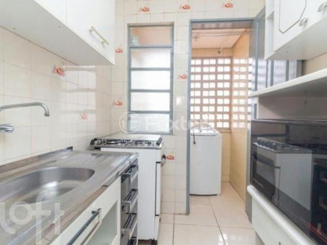 Apartamento, 1 dormitórios, 45 m², em Partenon