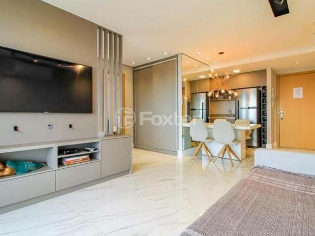 Apartamento, 1 dormitórios, 45.14 m², em Petrópolis