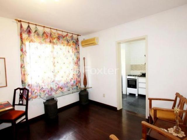 Apartamento, 1 dormitórios, 45.3 m², em Jardim do Salso