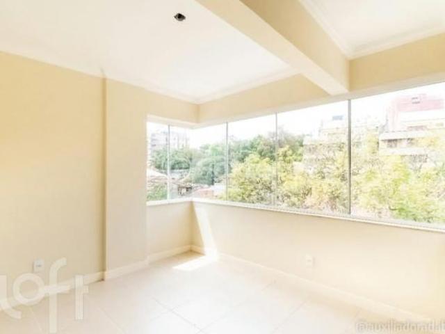 Apartamento, 1 dormitórios, 45.64 m², em Menino Deus