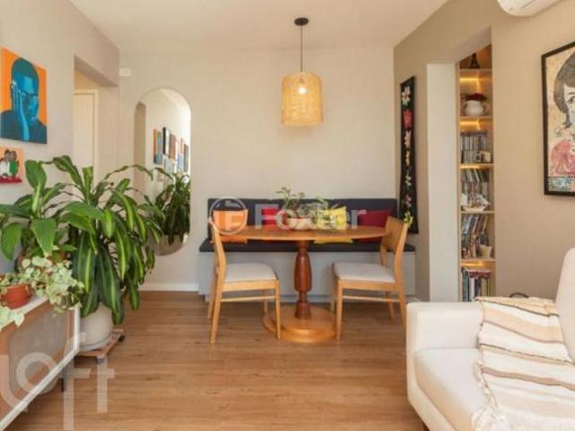 Apartamento, 1 dormitórios, 46 m², em Centro Histórico