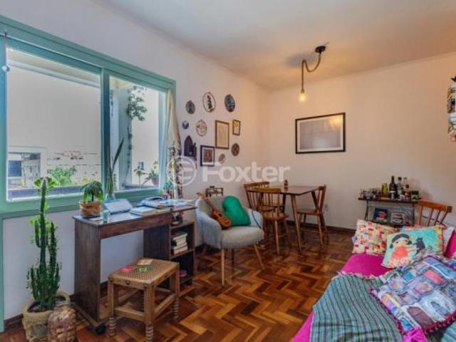 Apartamento, 1 dormitórios, 46 m², em Partenon