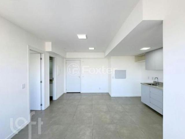 Apartamento, 1 dormitórios, 46.32 m², em Passo da Areia