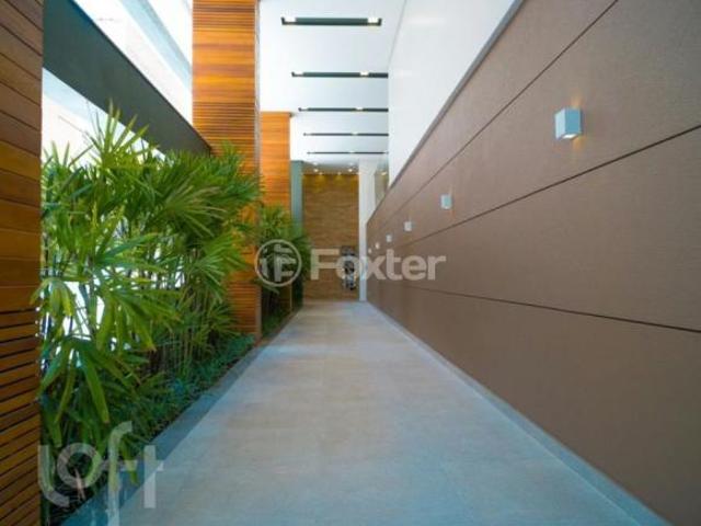 Apartamento, 1 dormitórios, 46.92 m², em Partenon