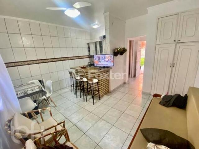 Apartamento, 1 dormitórios, 47.2 m², em Centro