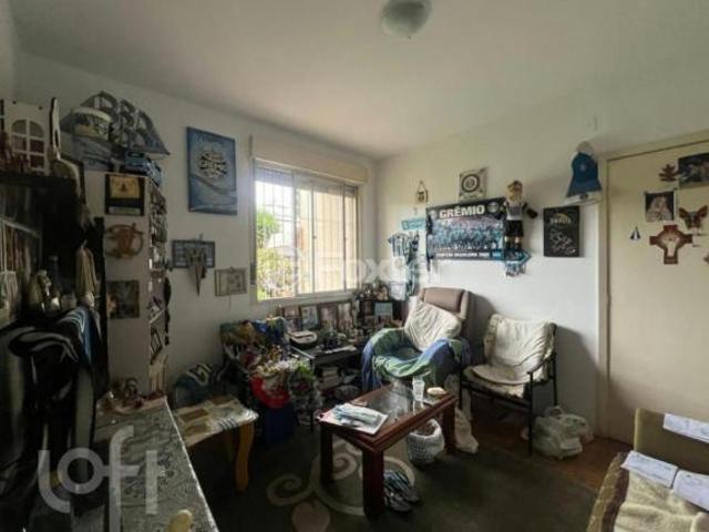 Apartamento, 1 dormitórios, 47.65 m², em Centro