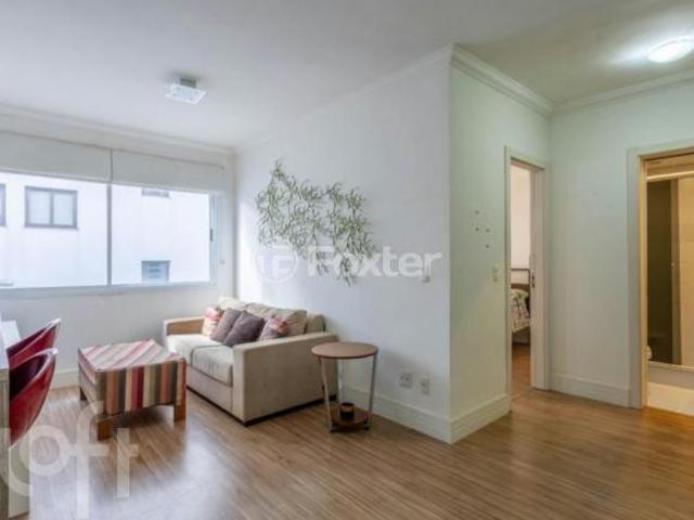 Apartamento, 1 dormitórios, 47.61 m², em Petrópolis