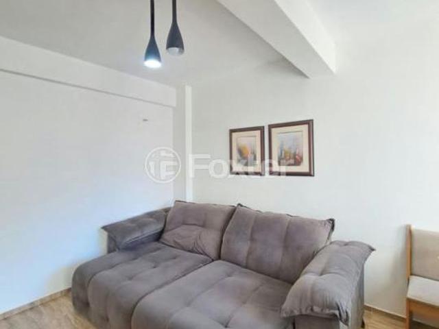 Apartamento, 1 dormitórios, 48.61 m², em Menino Deus