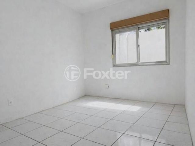 Apartamento, 1 dormitórios, 48.83 m², em Centro
