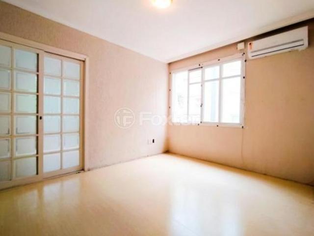 Apartamento, 1 dormitórios, 48.96 m², em São João