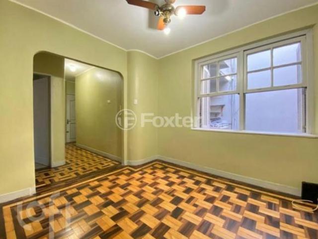 Apartamento, 1 dormitórios, 49.13 m², em Centro Histórico
