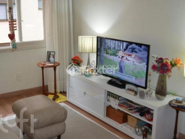 Apartamento, 1 dormitórios, 49.37 m², em Petrópolis