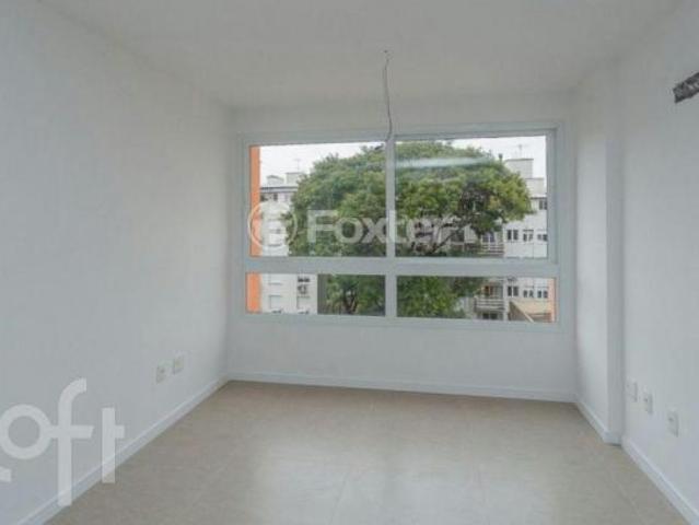 Apartamento, 1 dormitórios, 49.55 m², em Passo da Areia