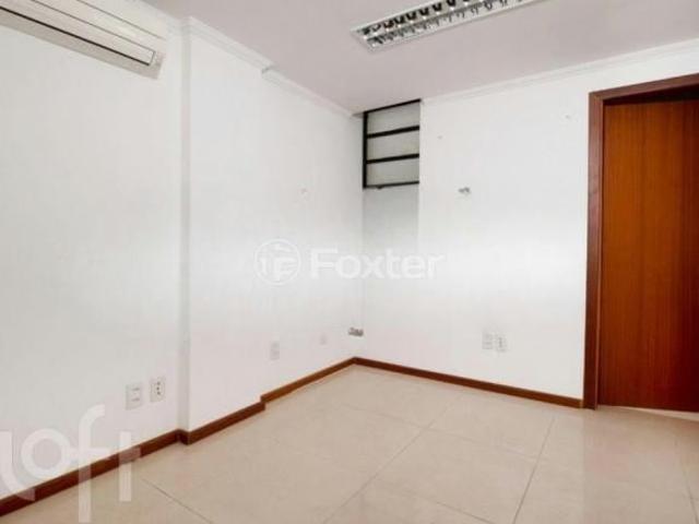 Apartamento, 1 dormitórios, 49.5 m², em Centro Histórico