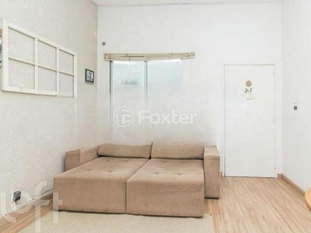 Apartamento, 1 dormitórios, 40 m², em Humaitá