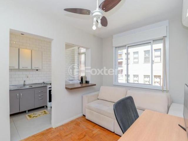 Apartamento, 1 dormitórios, 40 m², em Menino Deus
