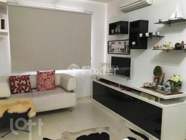 Apartamento, 1 dormitórios, 40 m², em Partenon